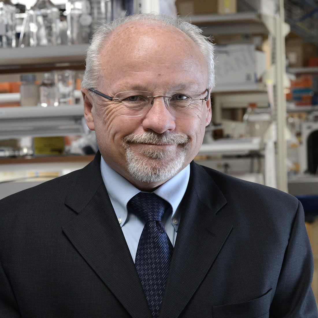 Professor Steven A. Soper named May 2024 Sutton Family Research Impact Award recipient | Chemistry